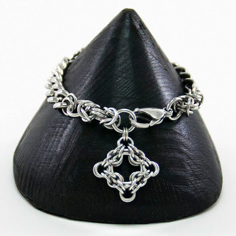 GOTHIC Collection – Rapt In Maille